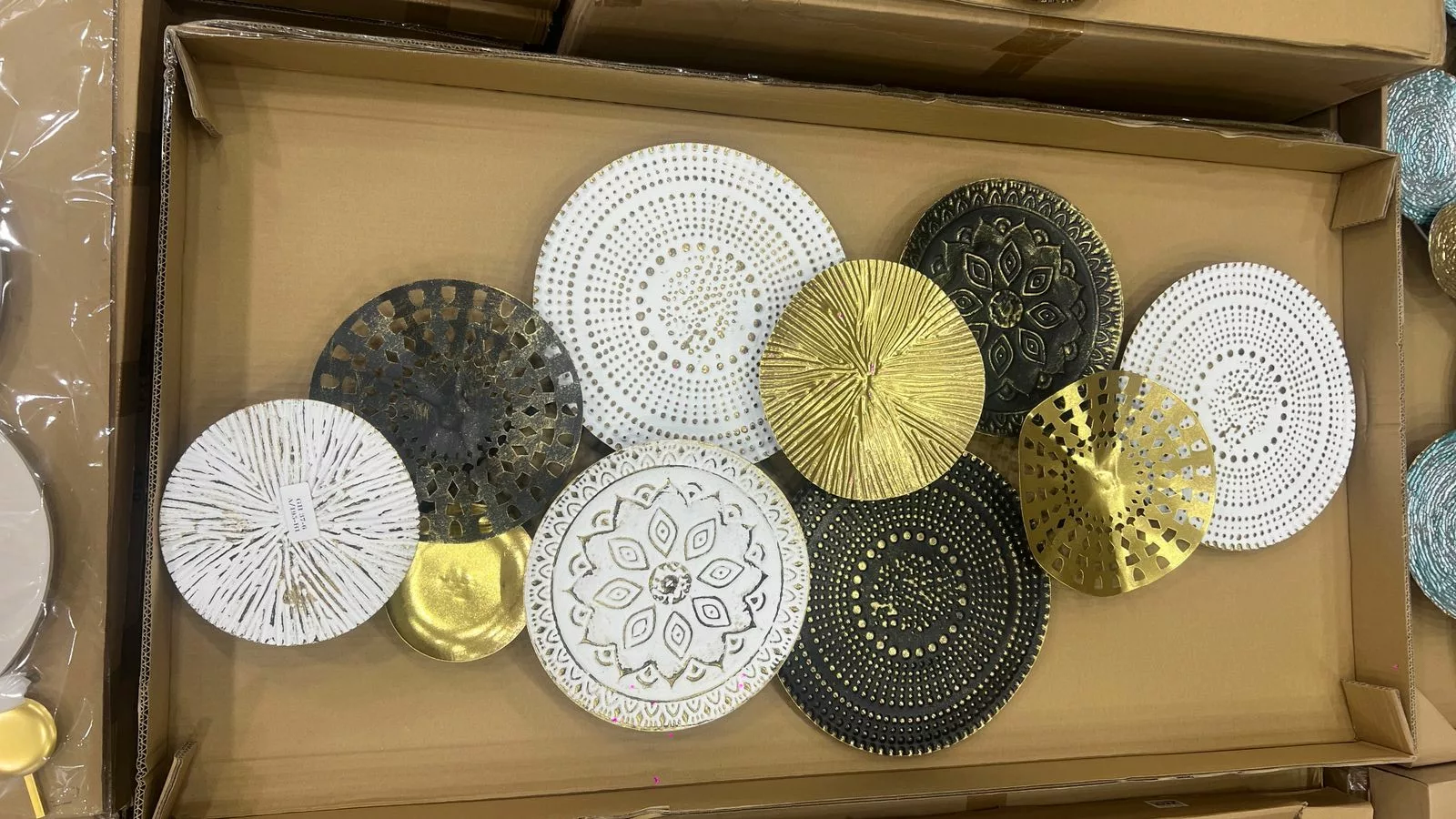 Décoration Murale Design "Mosaïque de Soleils" – Métal Or, Noir et ...